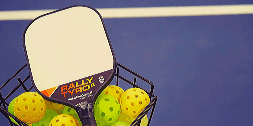 Pickleball Paddles For Beginners - Reviews & Buying Guide [2022]
